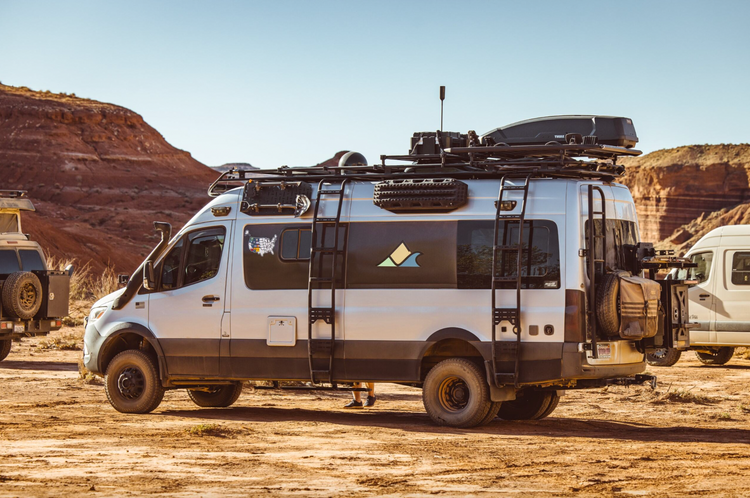 Field Van – Owl Outdoor