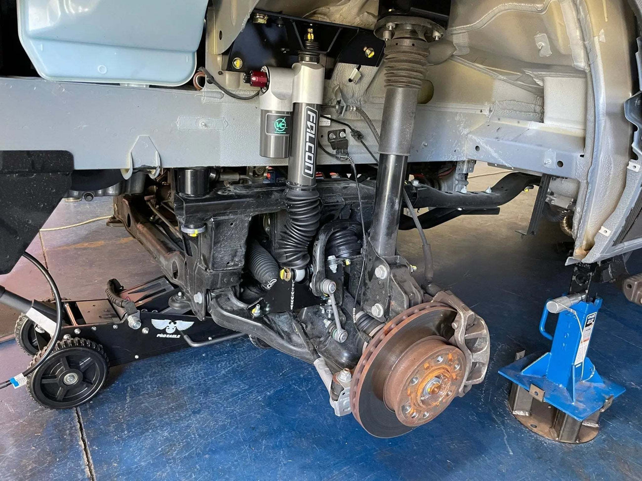 Van Compass STAGE 6.3 2" Lift Suspension for 2015+ Sprinter AWD / 4x4 ...